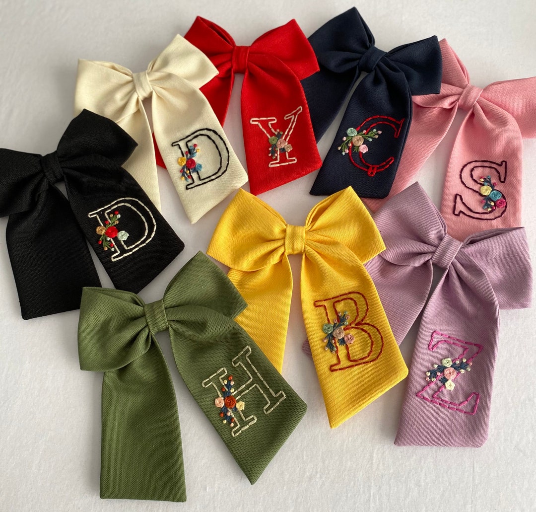 Initial Hand Embroidered Hair Bow.personalized Bow,lettered Hair Bow ...