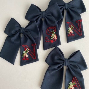 Initial Hand Embroidered Hair Bow.personalized Bow,lettered Hair Bow ...