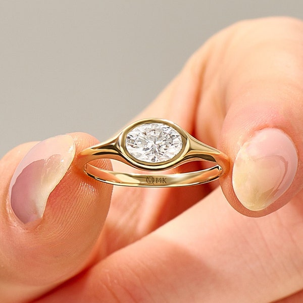 Horizontal Oval Engagement Ring - Etsy