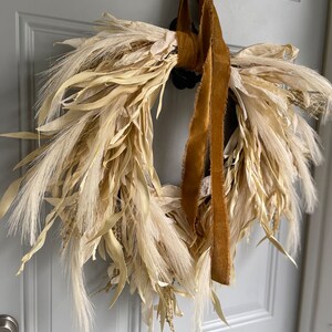 Teardrop Neutral Fall Corn Husk and Pampas Grass Wreath, Camel Caramel ...
