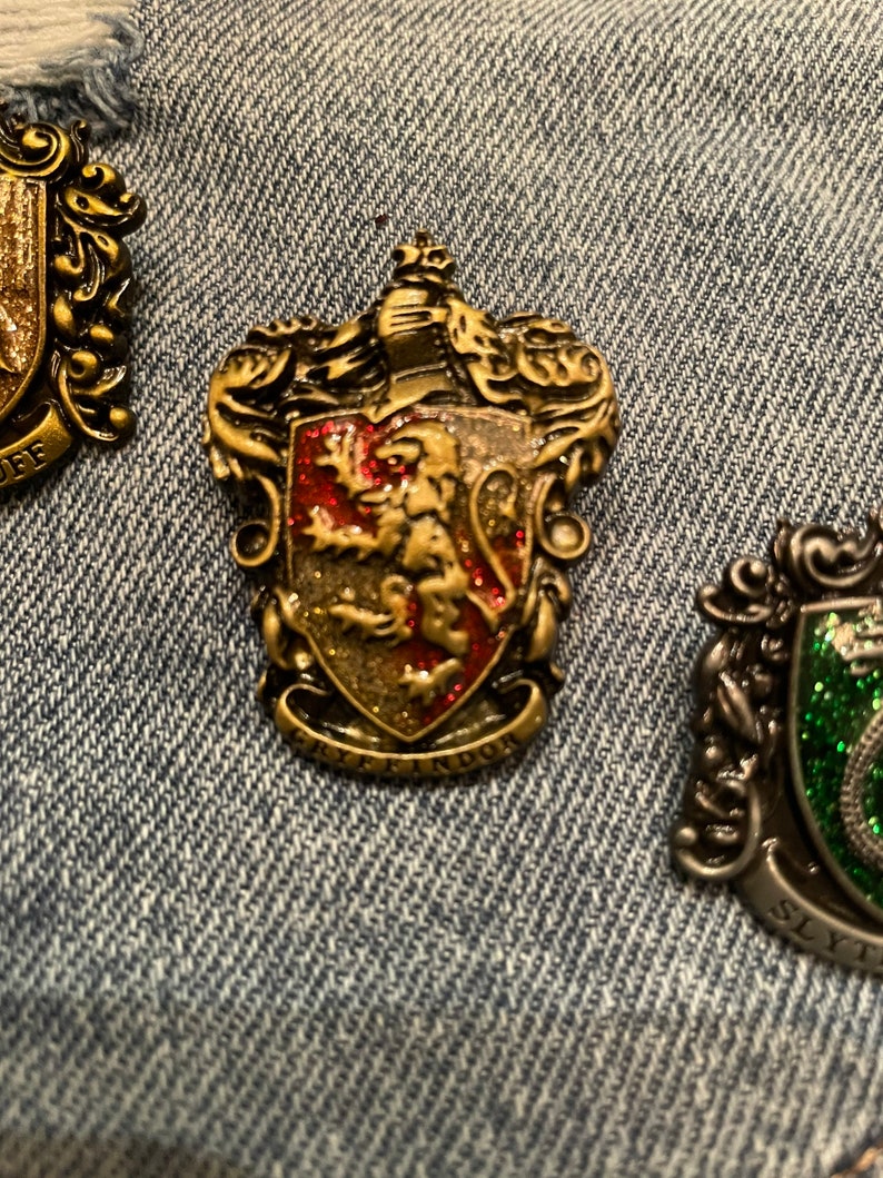 Harry Potter Student Badge Pins Hogwarts House Pins Harry Potter Pins Harry Potter Student Badge Pins Hogwarts House Pins Harry Potter Pins