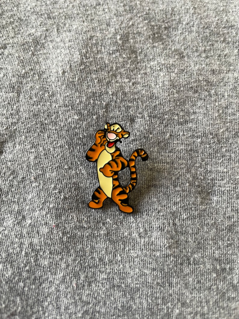 Winnie the Pooh and Friends Enamel Pins. - Etsy Canada
