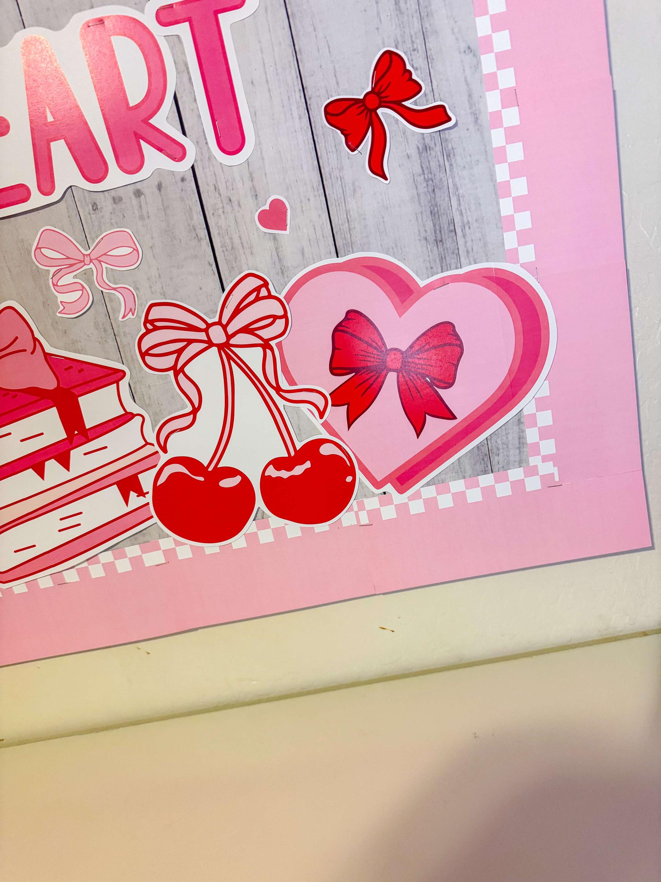 Valentine's Day Bulletin Board Kit: This Class Has My Heart (PDF) - Etsy