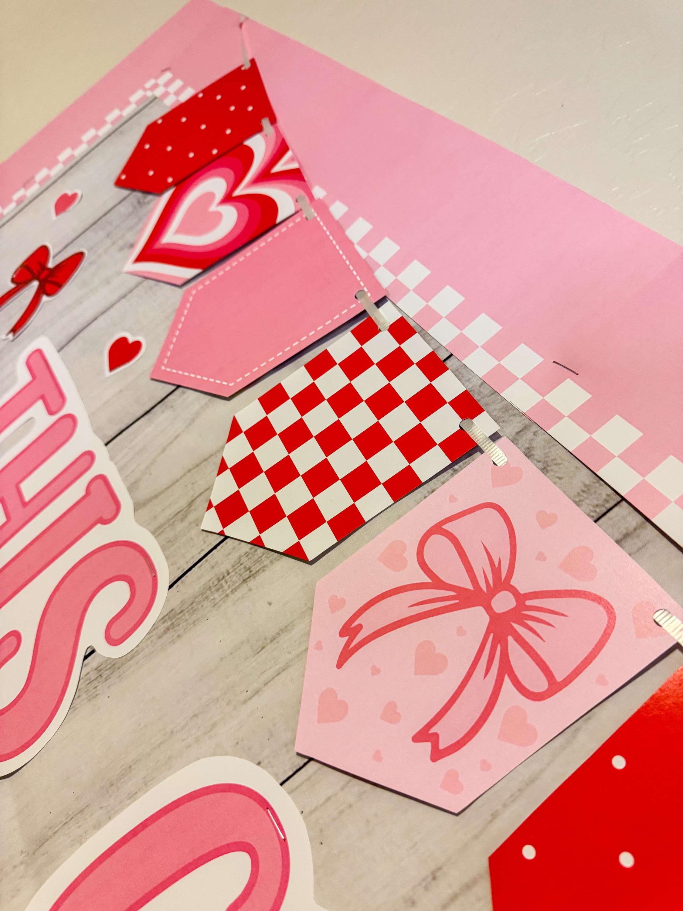 Valentine's Day Bulletin Board Kit: This Class Has My Heart (PDF) - Etsy