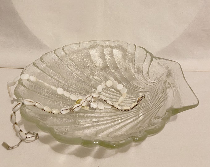 Vintage Frosted Glass Clamshell Dish | Seashell | Footed Bottom | Bowl ...