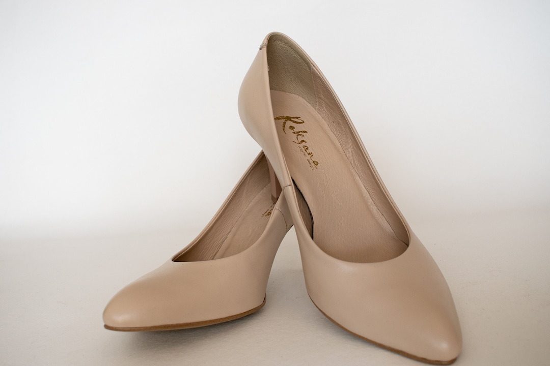 Handmade Grain Leather High Heel Slip-on Shoes for Women | Beige Banded ...