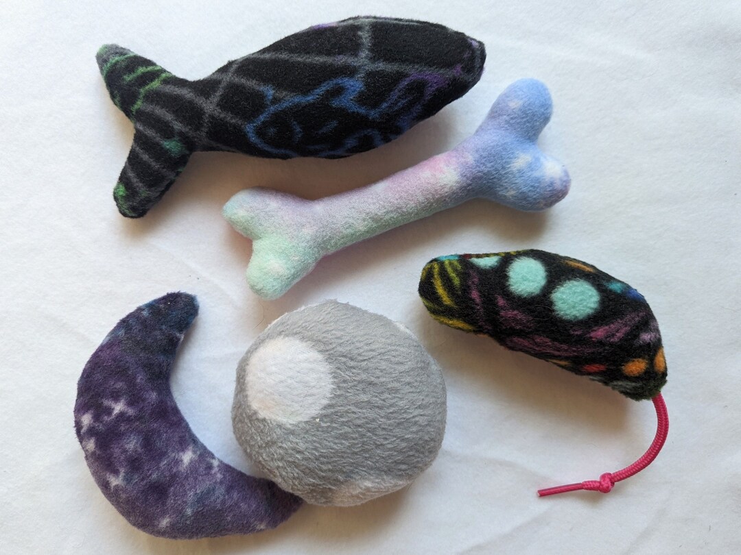 Organic Catnip Toy - Mouse, Fish, Moon, Circle, and Bone Shapes| Fun ...