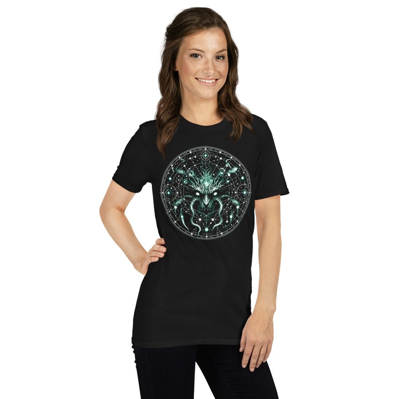 Cosmic Horror T-shirt: Eldritch Being Revelation in Constellations ...