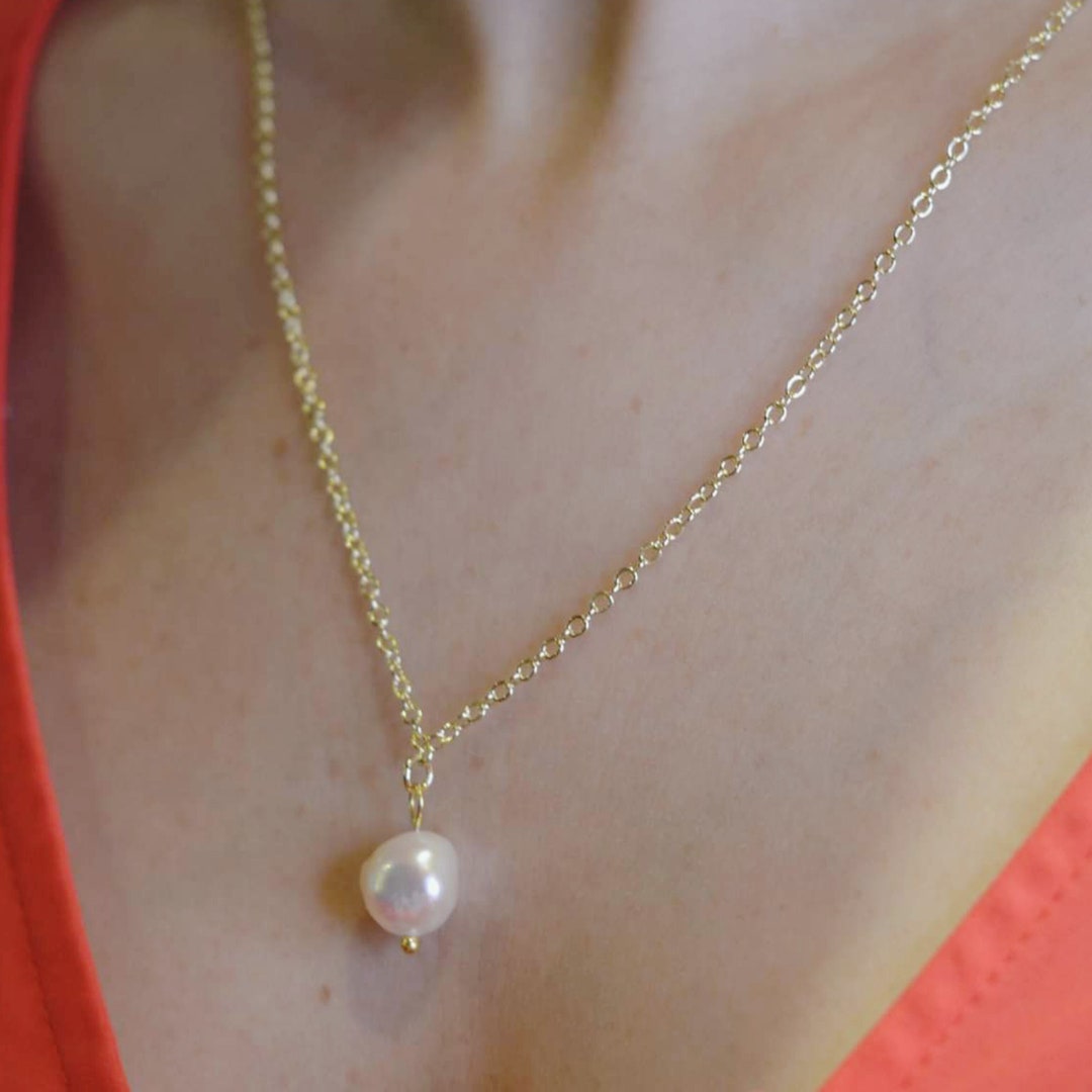 Single pearl necklace gold store