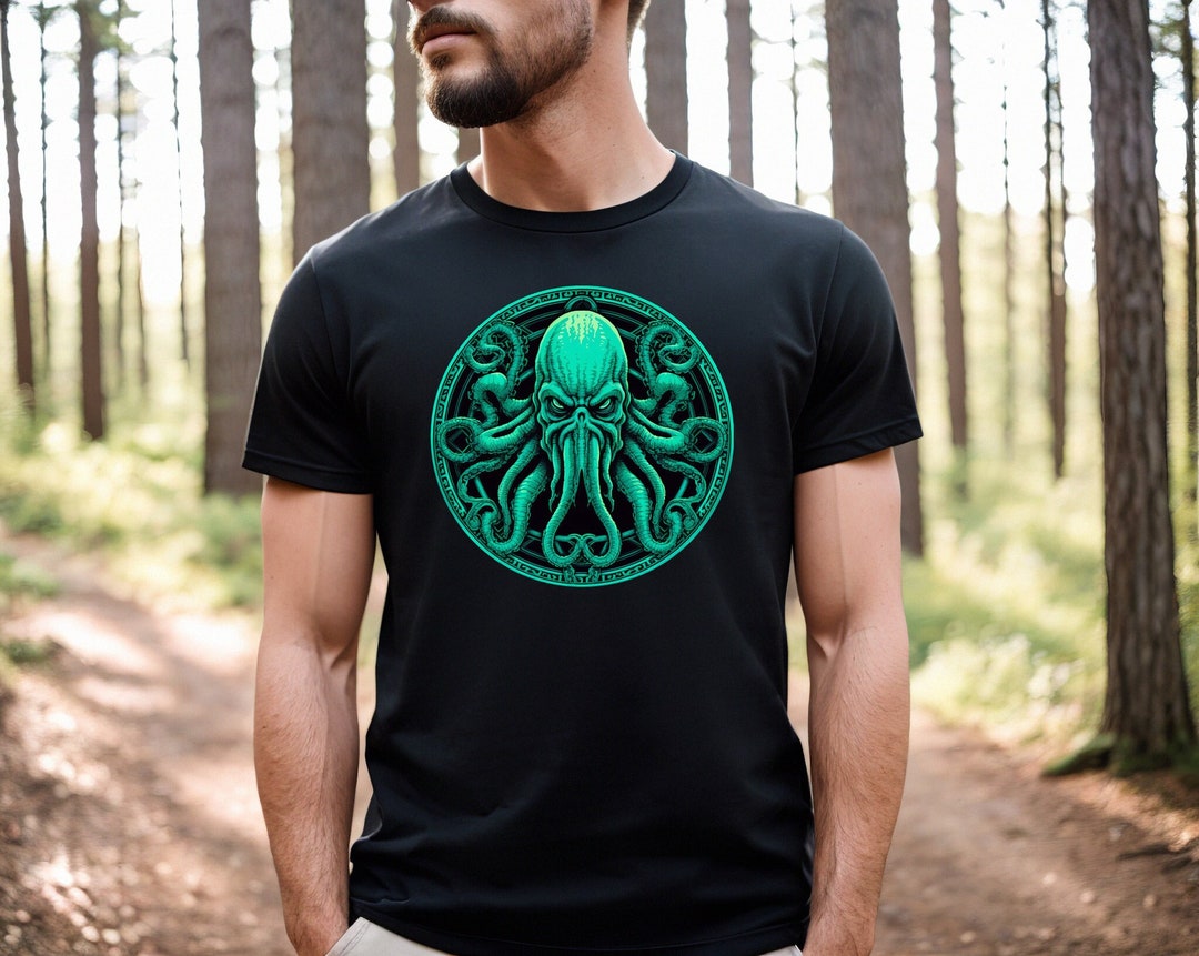 Cthulhu Shirt, HP Lovecraft Call of Cthulhu, Dungeon Master Gift, Mind ...