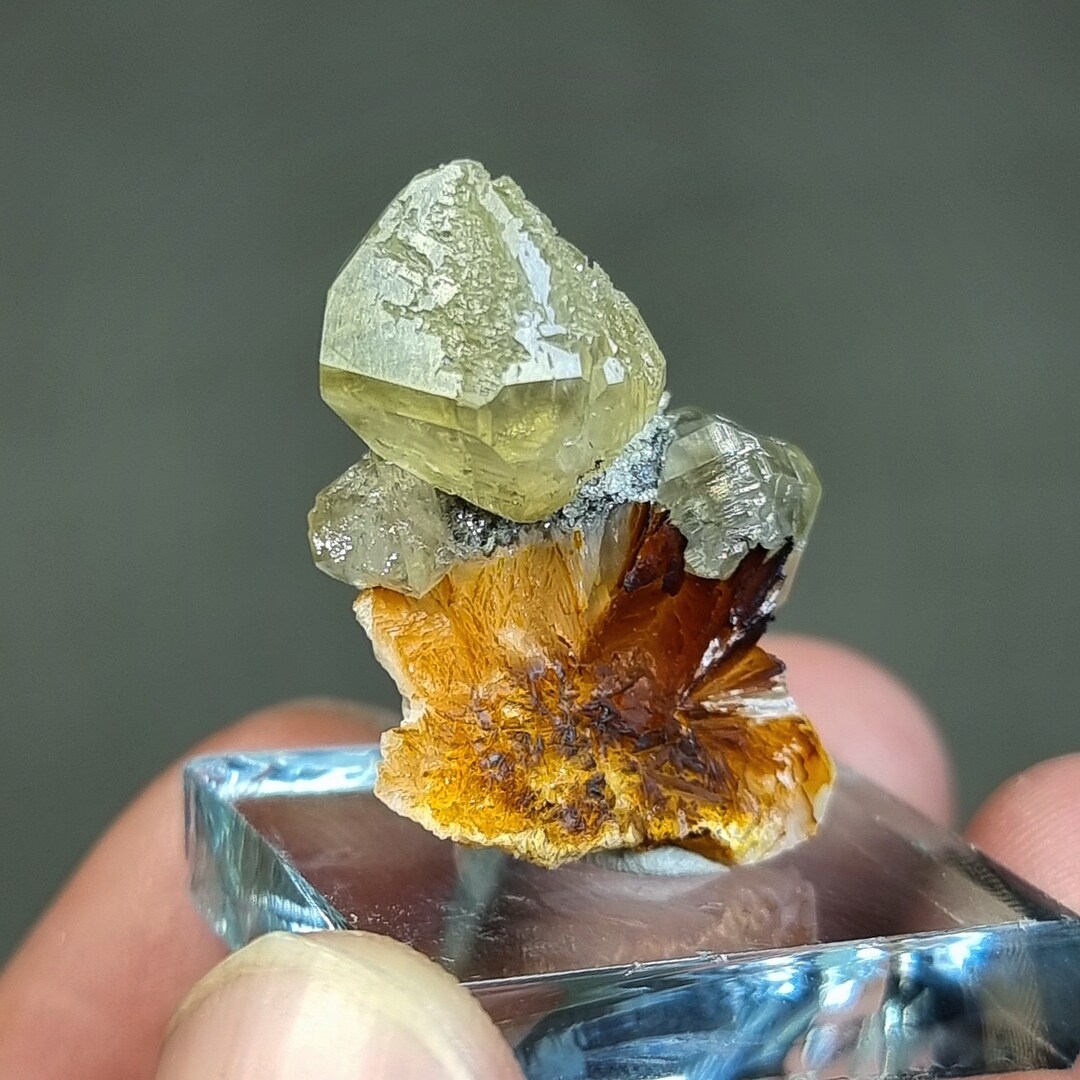 Cerusite With Barite 2.5x2.5x2 Cm - Etsy