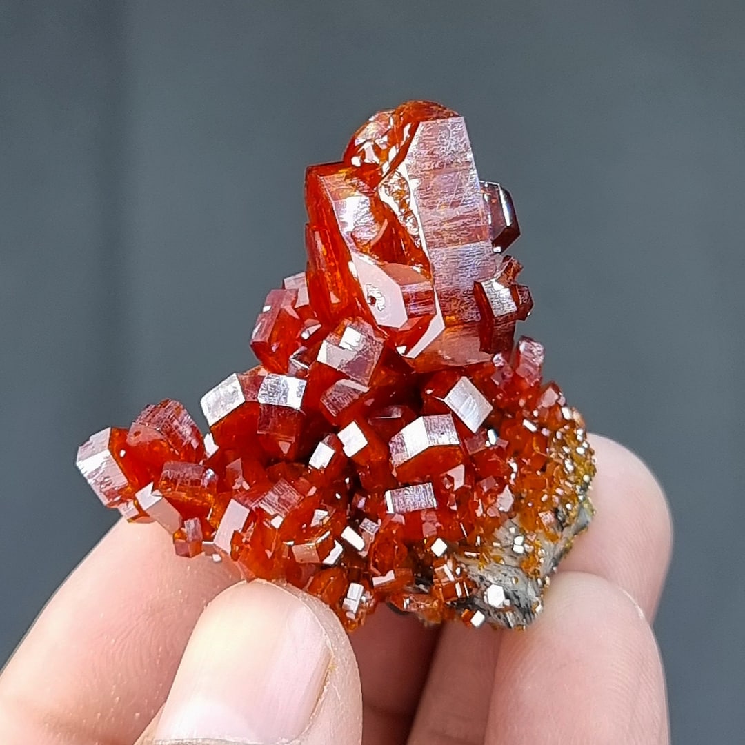 Top Red Vanadinite on Barite in Perfect Conditions 5x4.5x3 Cm - Etsy