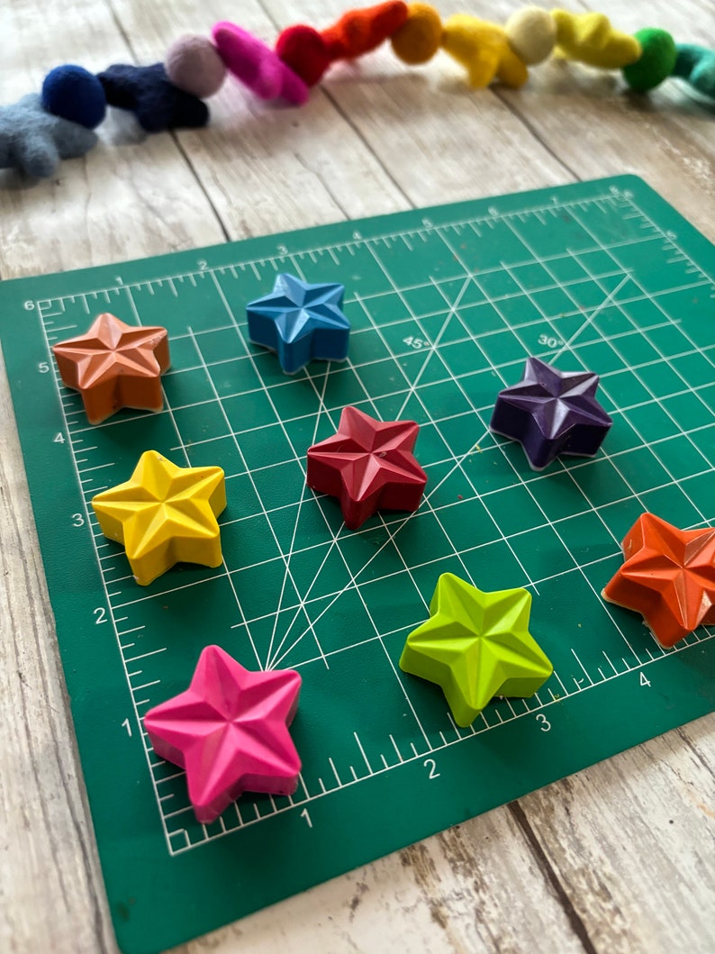 Rainbow Star Crayons: Kids Birthday Gift, Party Favors - Etsy