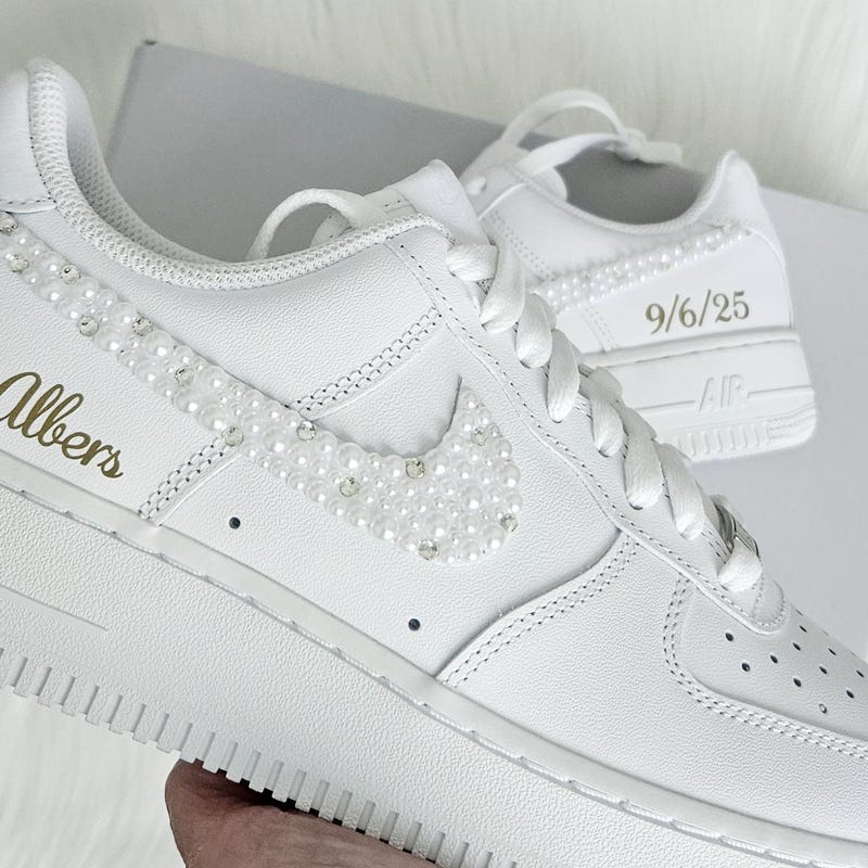 Custom Pearl Nikes - Etsy