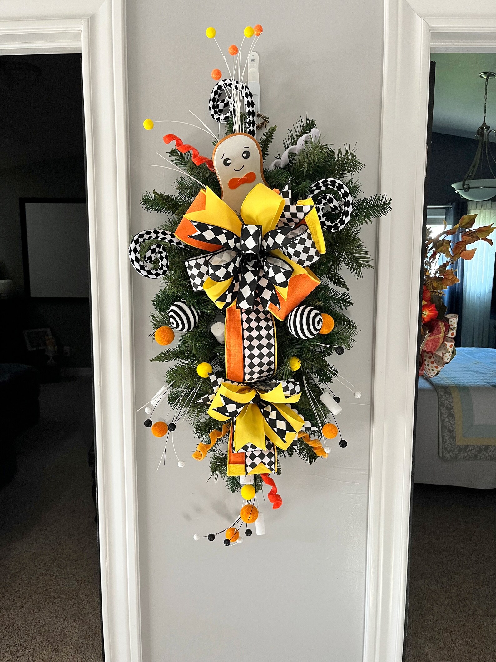 Candy Corn Halloween Ghost Swag That Sings Candy Corn to Me! Sure to ...