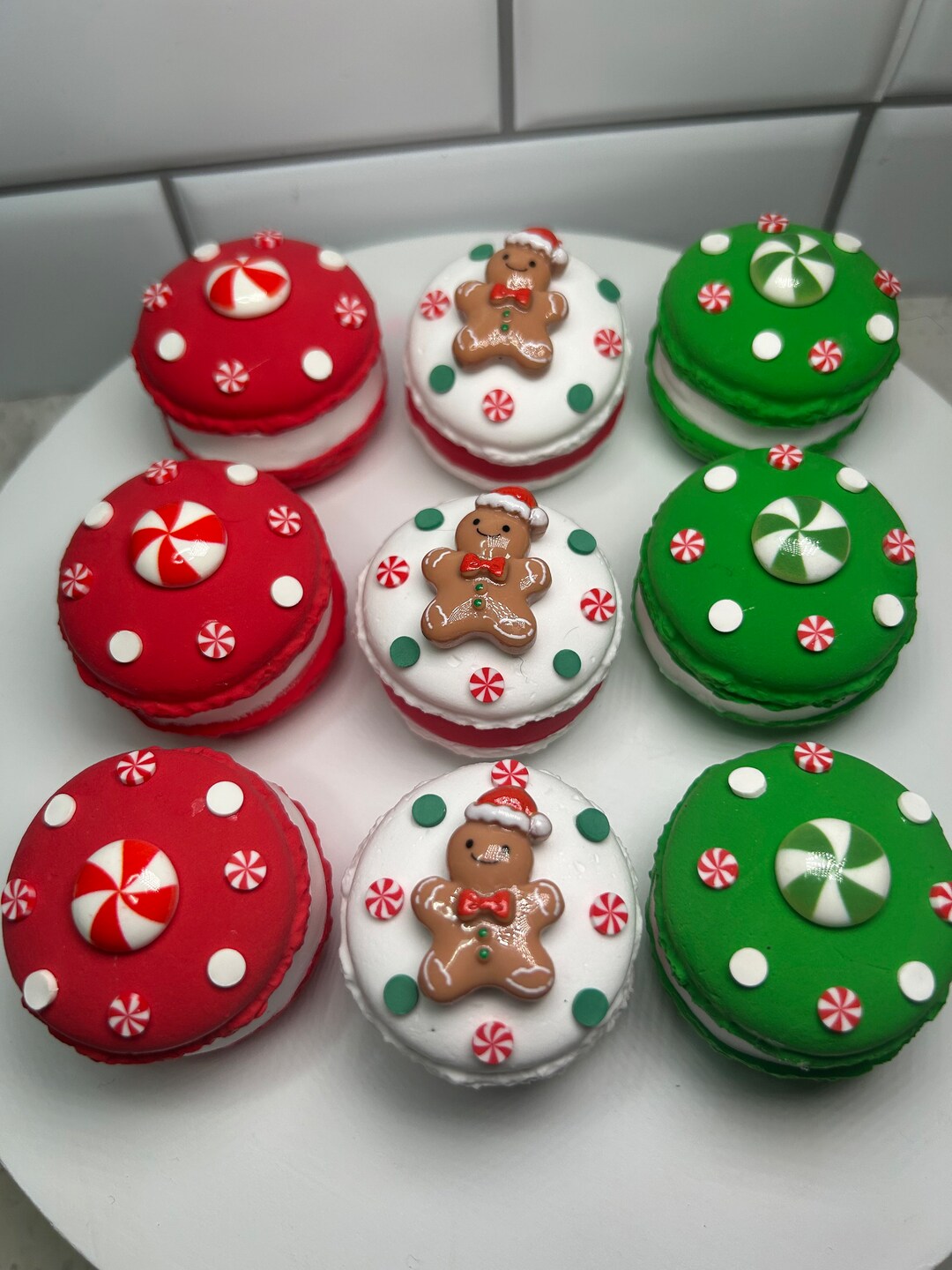 3 Fake Gingerbread Macaroons | Fake Peppermint Macaroons | Fake ...