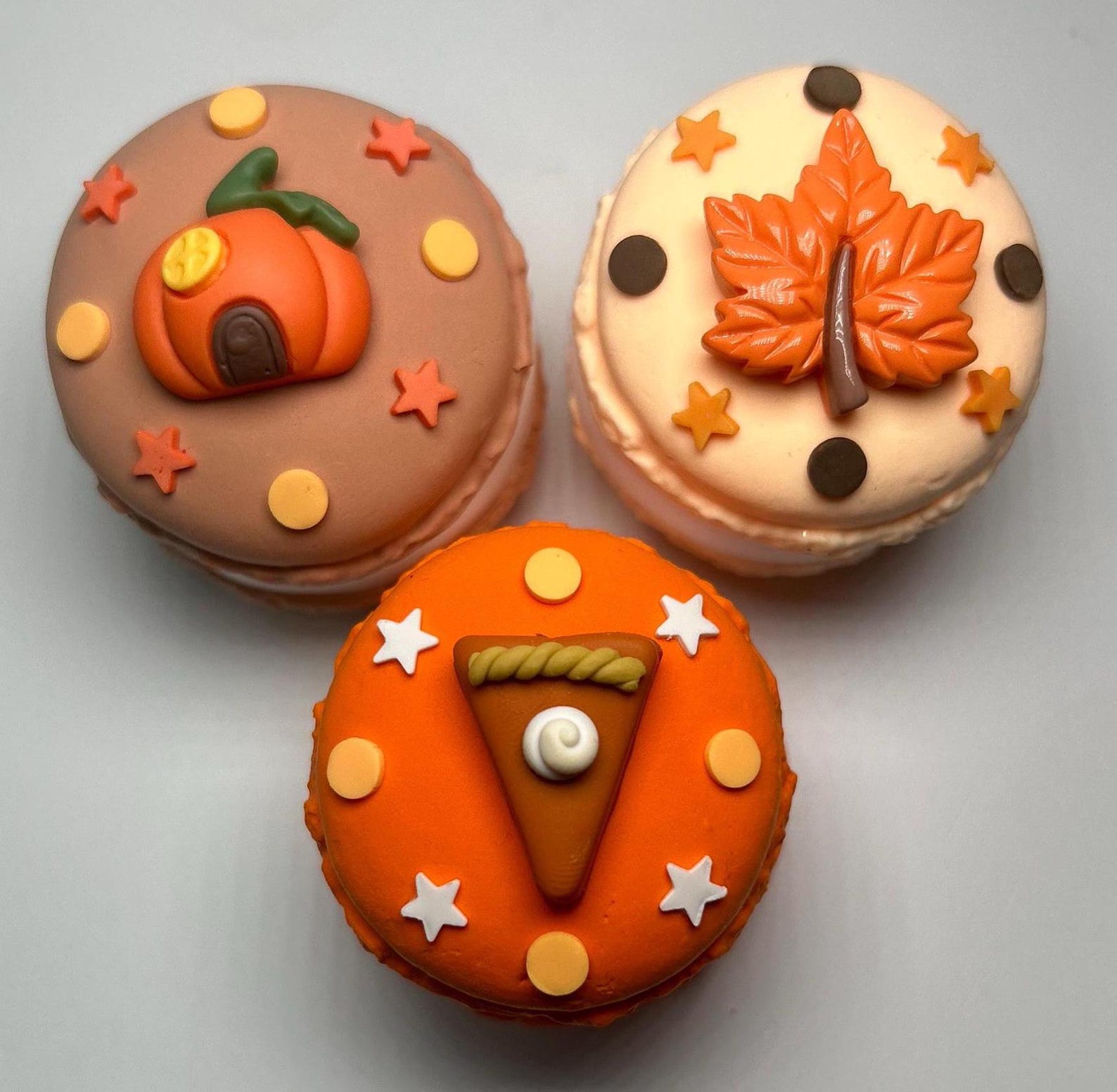 Fake Fall Macaroons | Fake Autumn Macaroons | Fake Pumpkin Macaroon ...