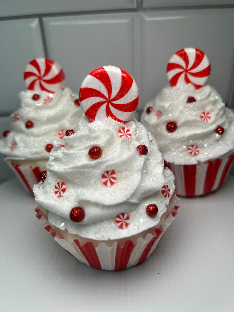 Fake Peppermint Cupcake | Fake Peppermint Swirl Cupcake | Fake Candy ...