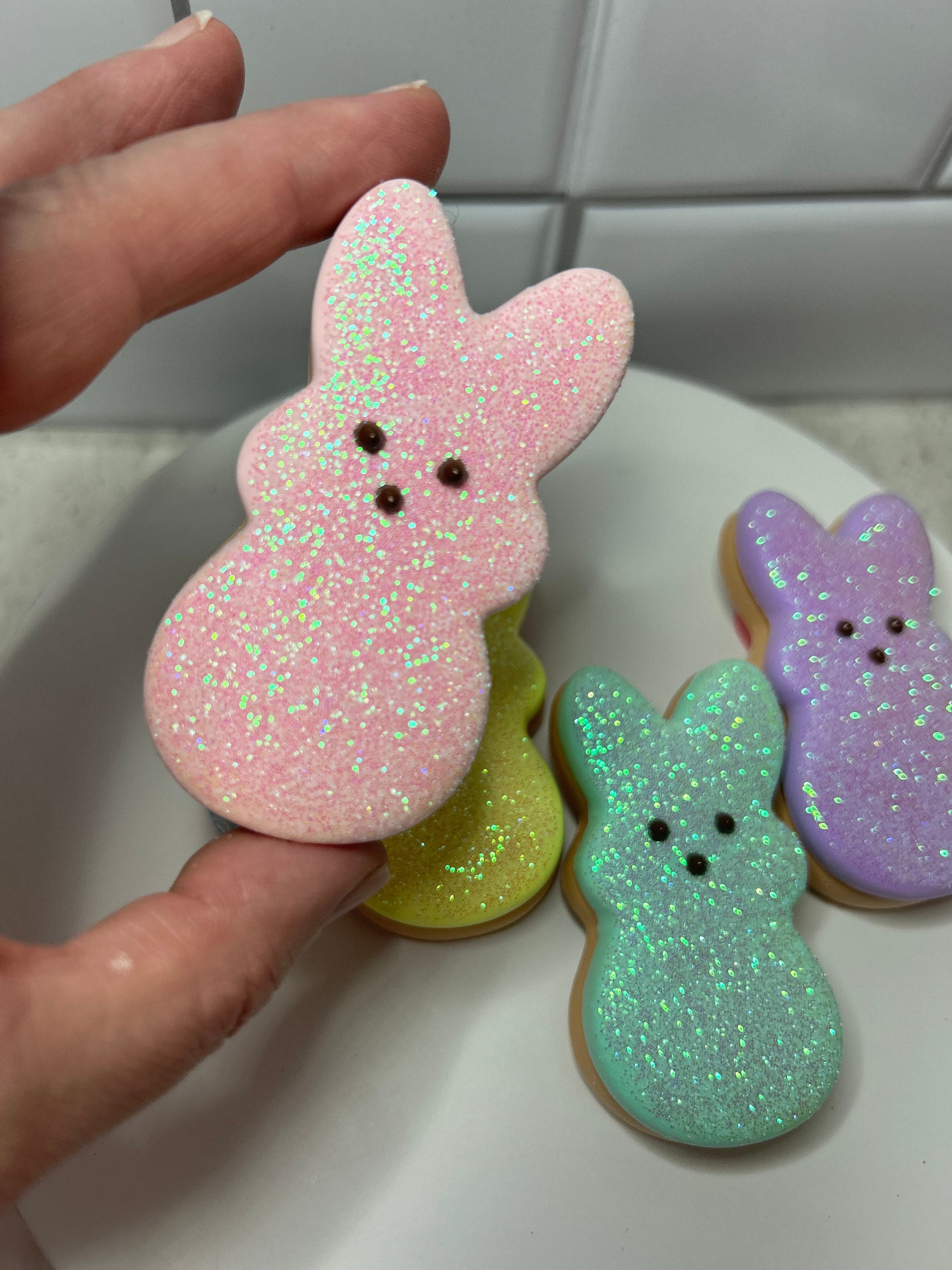 Fake Peeps Cookies | Fake Easter Cookies | Fake Easter Bunny Cookies ...