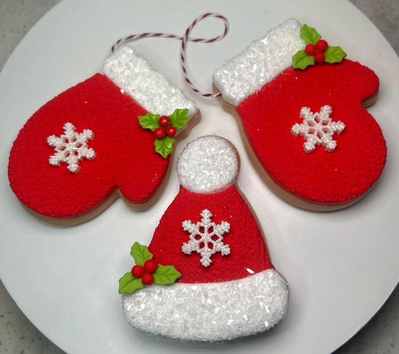 Fake Christmas Mitten Cookies | Fake Christmas Cookies | Fake Sugar ...