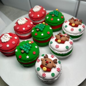 3 Fake Christmas Macaroons | Fake Santa Macaroons | Fake Rudolph ...