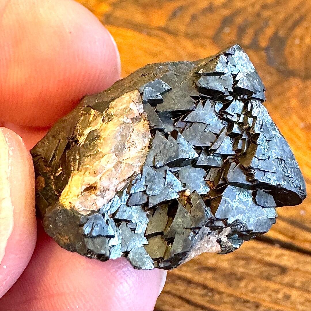 Magnetite Crystal Stone - Etsy