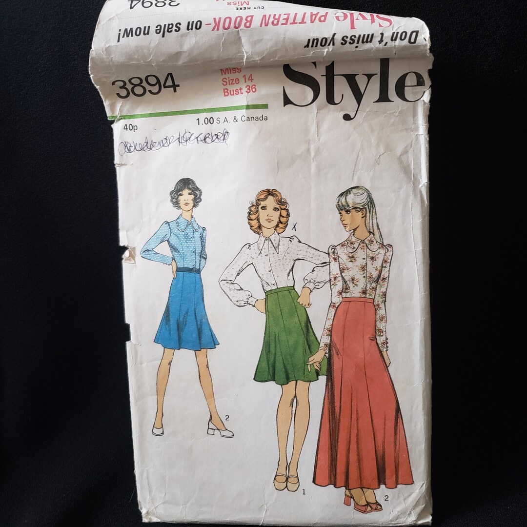 Style 3894 Sewing Pattern for Skirt and Top Vintage 70's, Panelled ...