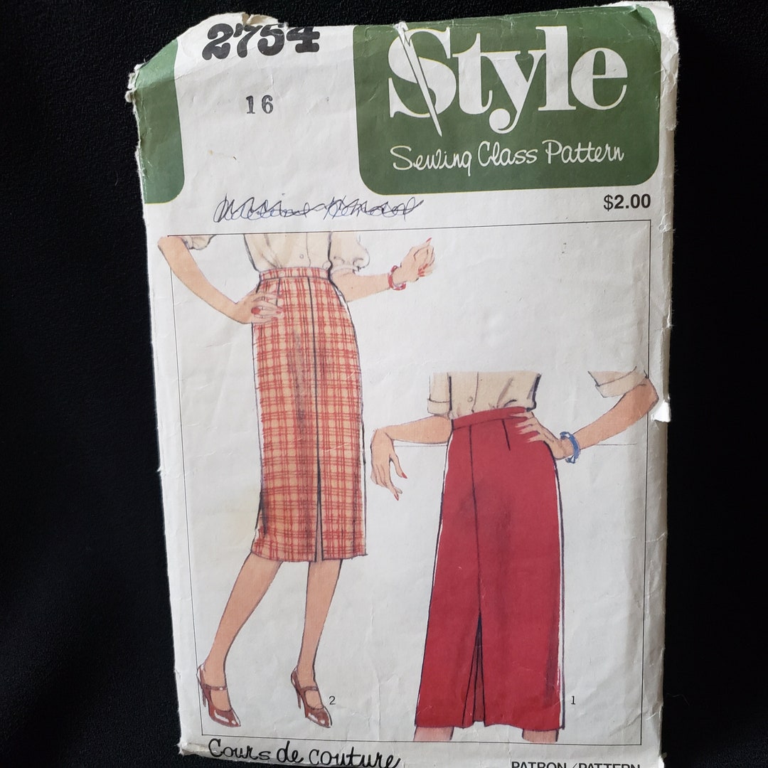 Style 2754 Sewing Pattern Straight Skirt With Inverted Pleat or Vent at ...