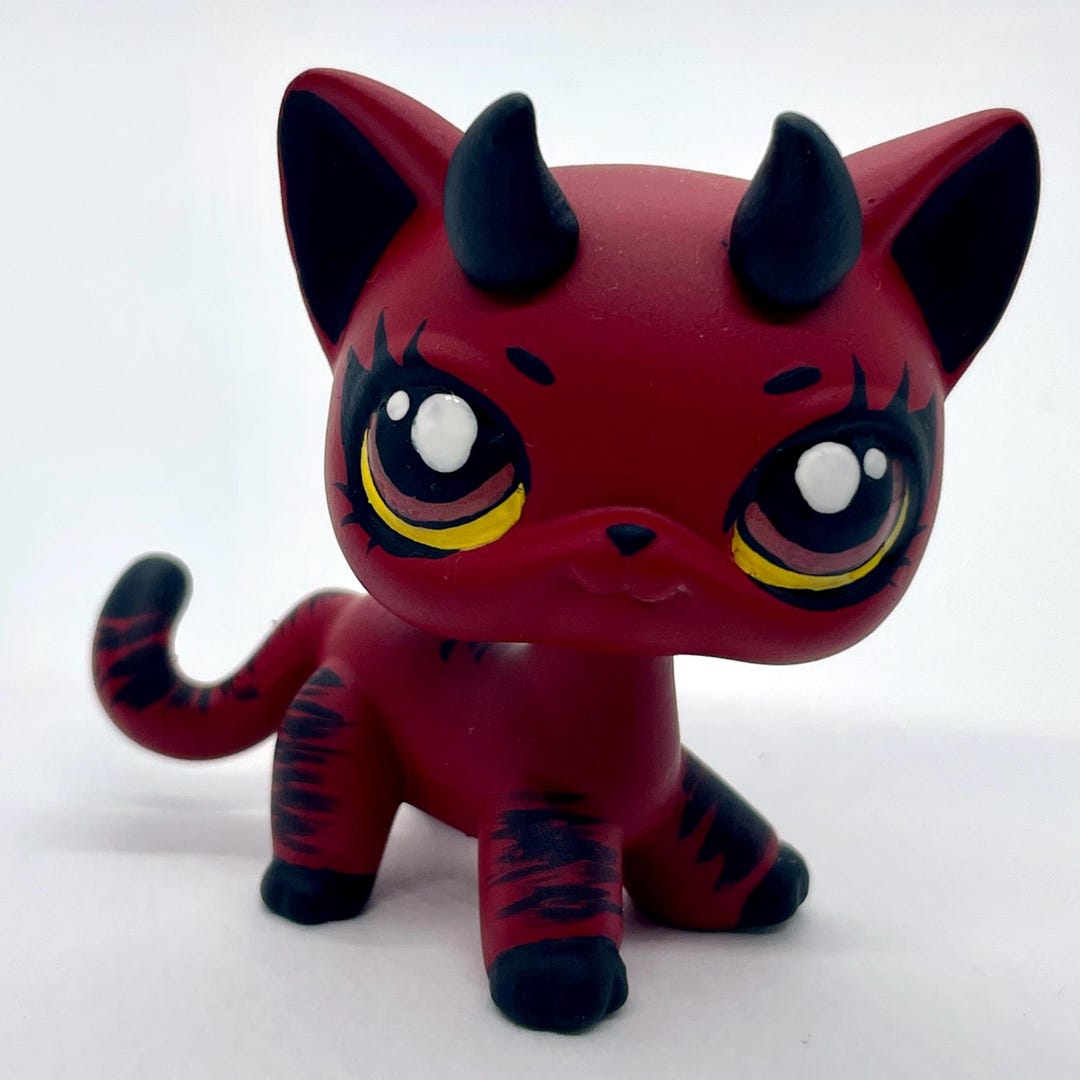 Custom OOAK LPS Red Black Striped Devil Cat - Etsy Canada