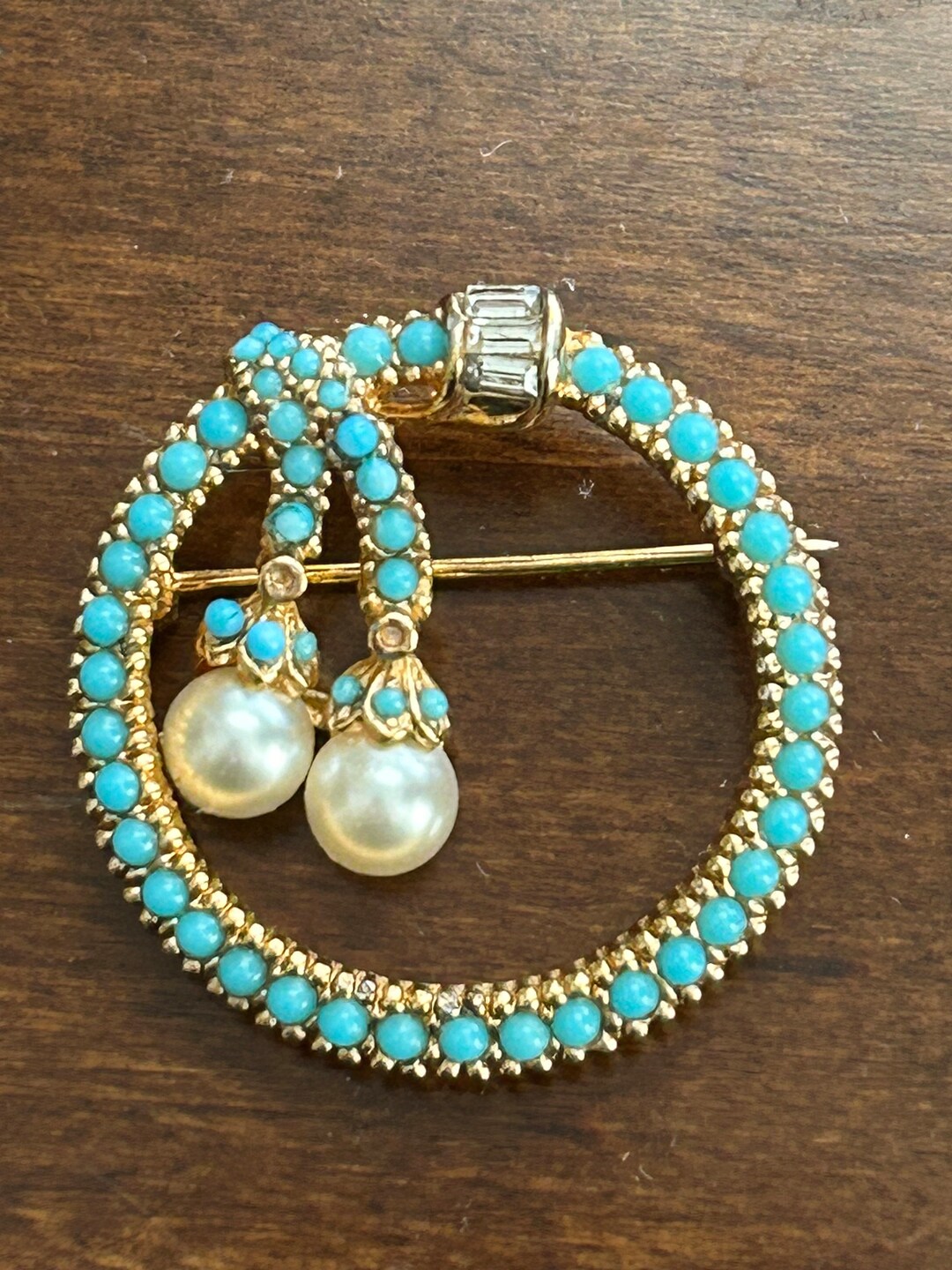 Vintage Ciner Brooch. Gold Plated With Faux Turquoise, Pearls, and ...