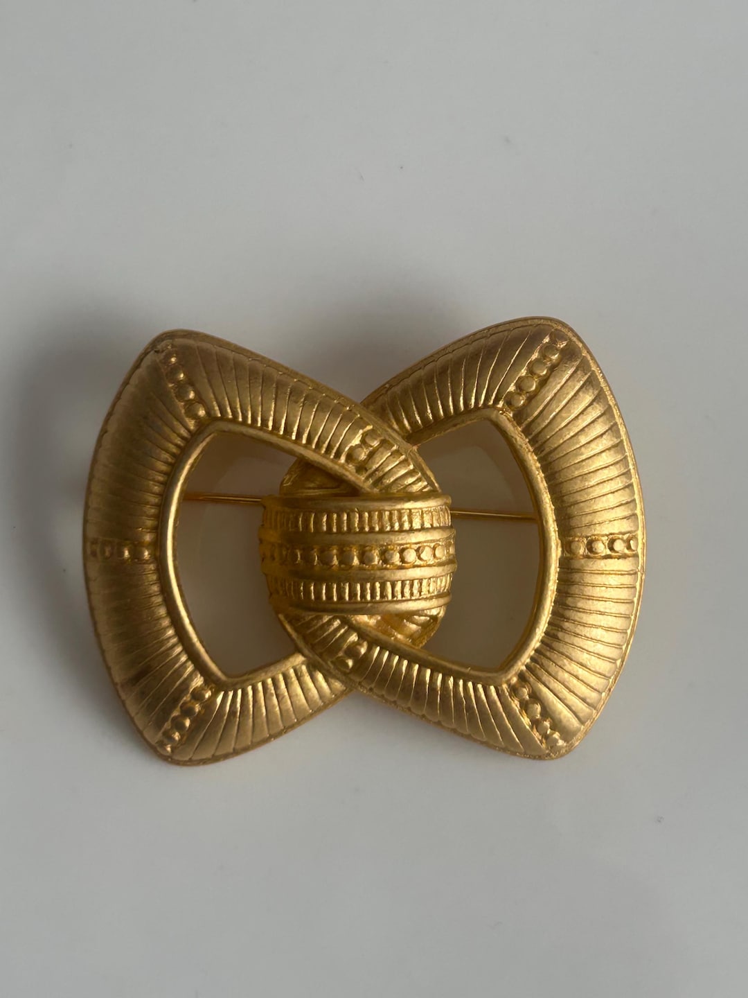 Rare Vintage Givenchy 1980’s Bow Brooch. Gold Plated Textured Design ...
