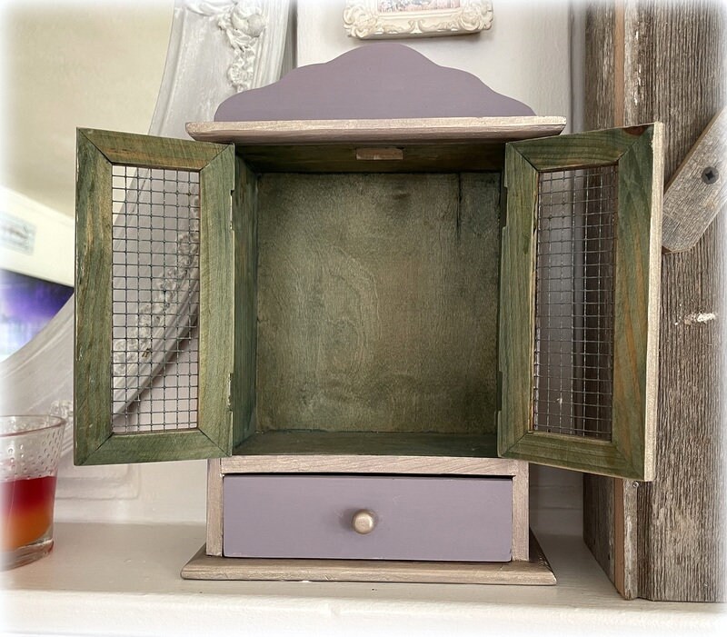 Vintage Rustic Cabinet 2 Door Chicken Wire French Farmhouse Kitchen ...