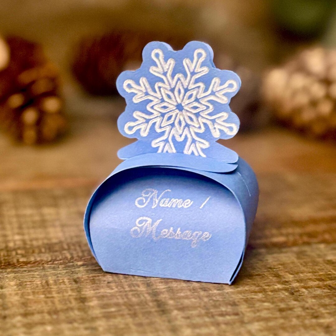 Snowflake Favor Boxes & Place Cards: Printable Custom Holiday Decor ...