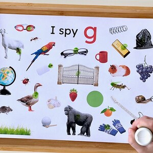 I Spy Alphabet Mats Red Consonants, Blue Vowels montessori - Etsy