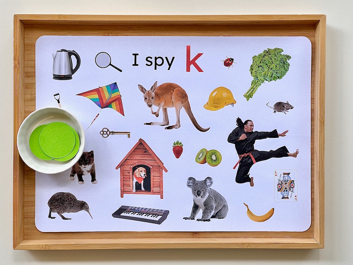 I Spy Alphabet Mats Red Consonants, Blue Vowels montessori - Etsy