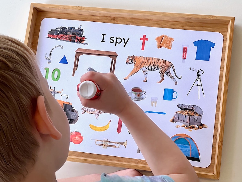 I Spy Alphabet Mats Red Consonants, Blue Vowels montessori - Etsy