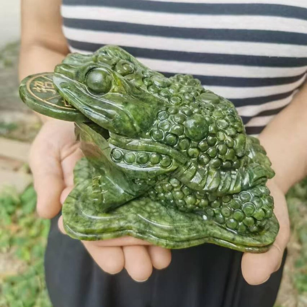 Exquisite Natural Jade Big Toad Figurine Feng Shui Fortune Coin Stone ...