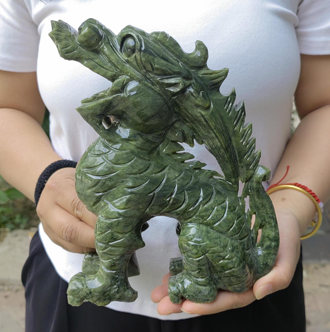 Natural Jade Dragon Exquisite Statue Feng Shui Home Decor Zodiac Dragon ...