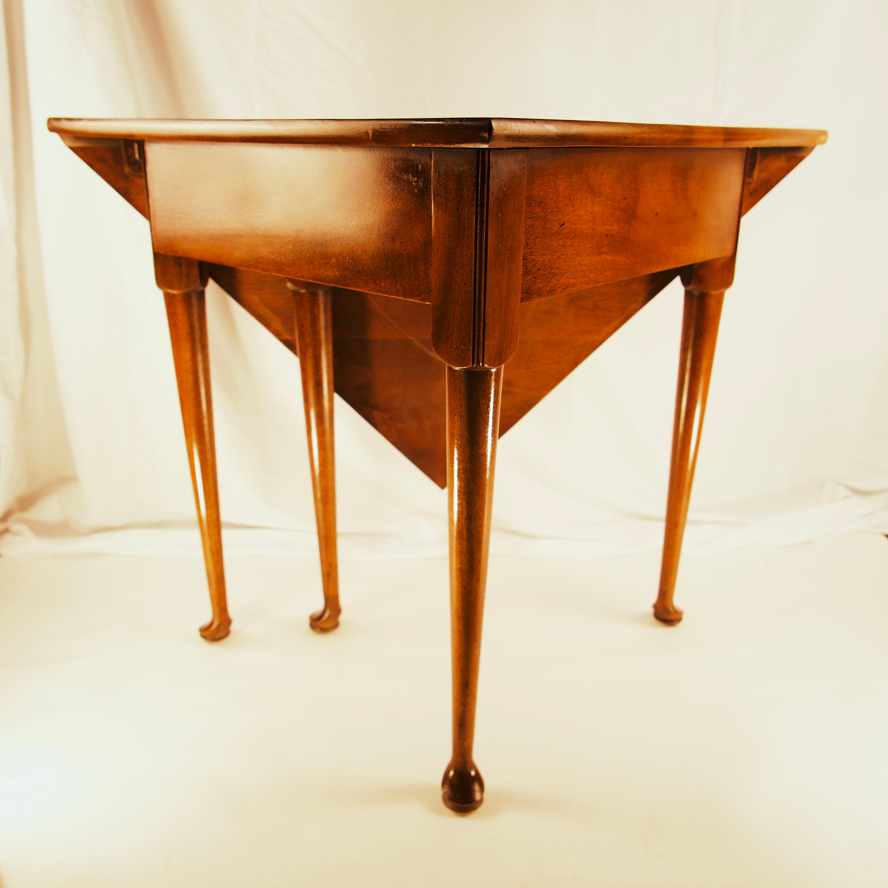 Kittinger Handkerchief Drop Leaf Corner Table - Etsy