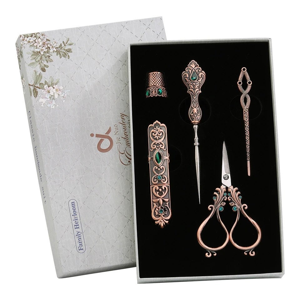Vintage European-style Tailor Sewing Scissors Kit With Thimble and ...
