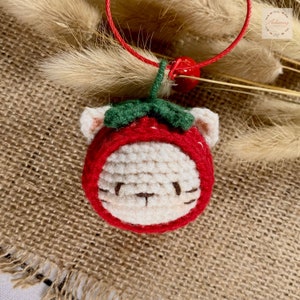 Crochet Cute Strawberry Cat, Crochet Keychain, Amigurumi Keychain ...