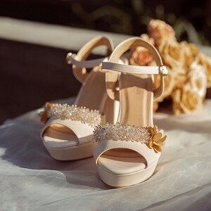 Wedding Shoes With Sparkling Crystal Flowers, Beautiful Fabric Flowers ...