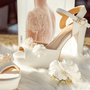 Wedding Shoes With Sparkling Crystal Flowers, Beautiful Fabric Flowers ...