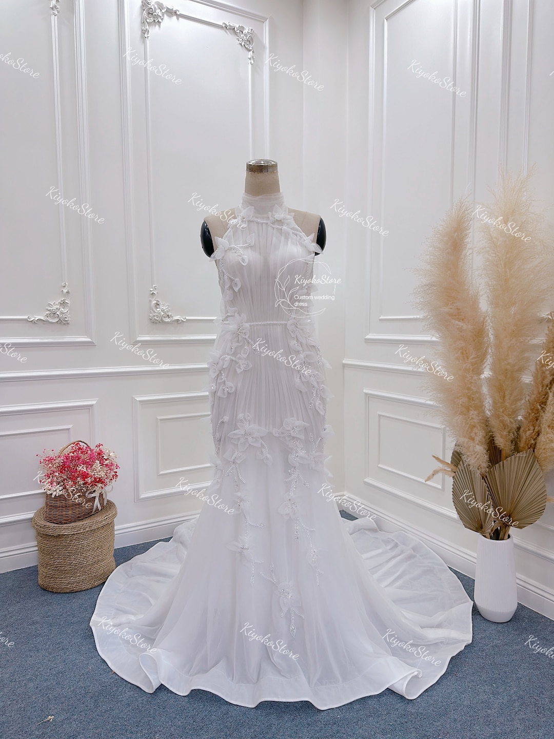 White Fishtail Wedding Dress With 3D Flowers. Tulle Wedding Dress ...