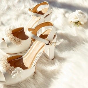 Wedding Shoes With Sparkling Crystal Flowers, Beautiful Fabric Flowers ...