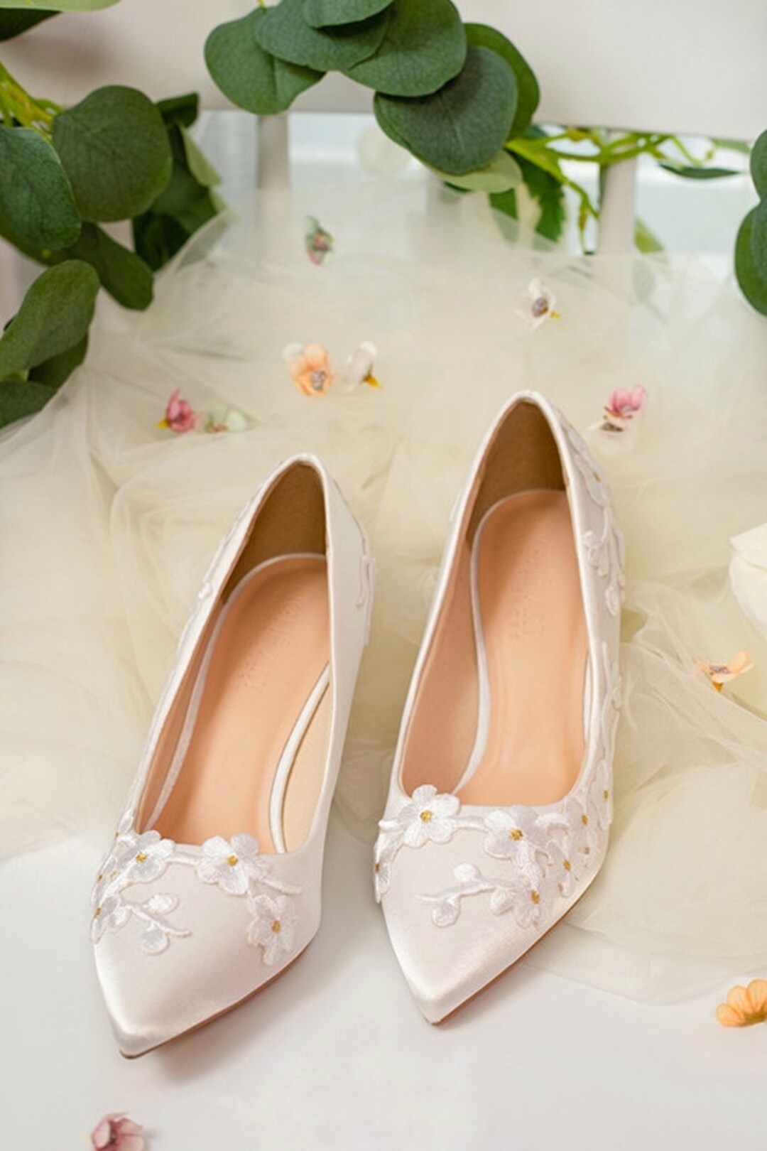 Silk Satin Wedding Shoes With Flowers Along the Shoe. Elegant Bridal ...