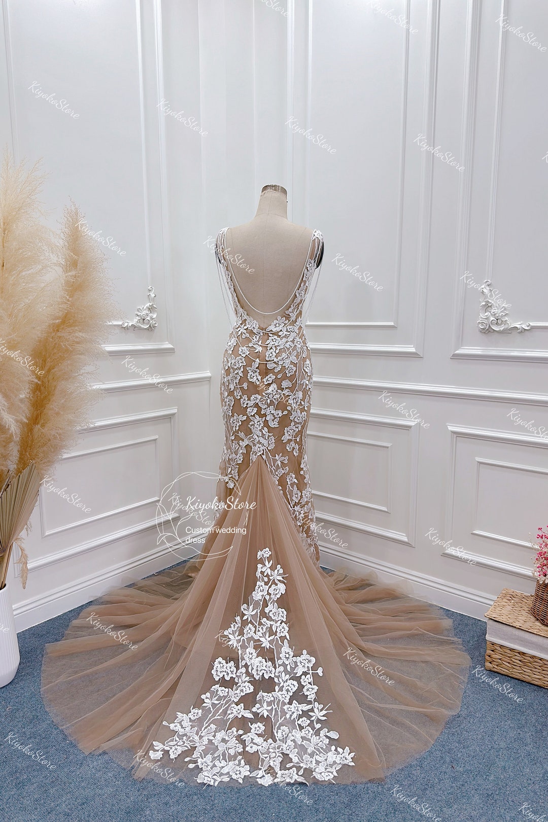 Fishtail Wedding Dress With Beautiful Back. High Quality Lace Decorated ...