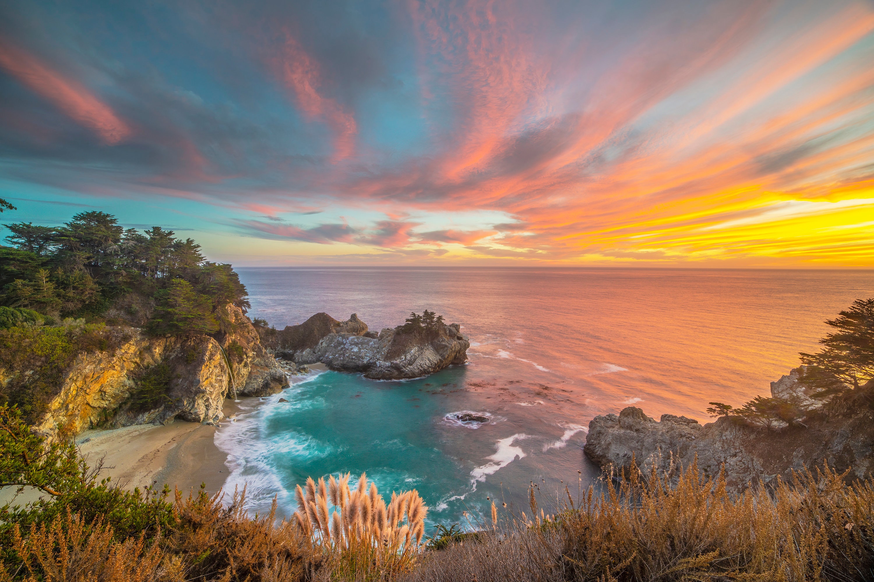 Dreamy & Dramatic Sunset at Mcway Falls Beach, Julia Pfeiffer Burns ...