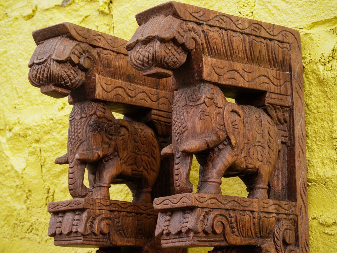 Set of 2 Corbel Traditional Vintage Carved Bird and Elephant Wall Décor ...
