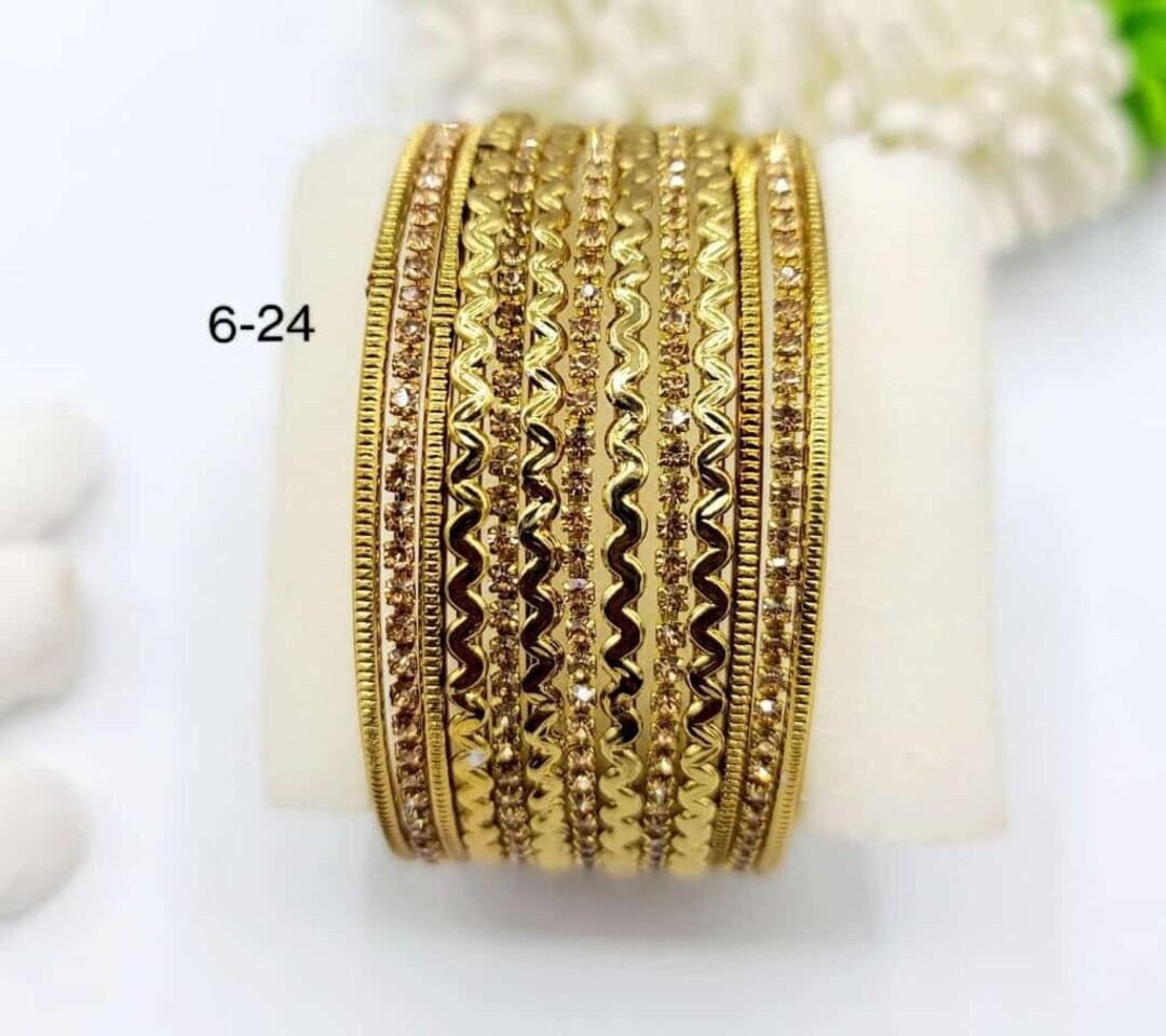 Antique Indian Pakistani Golden Bangles/ / Pakistani Indian Shaadi ...